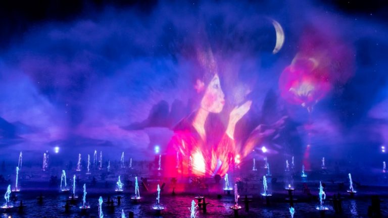 Disney California Adventure: El ritual festivo del calendario lunar